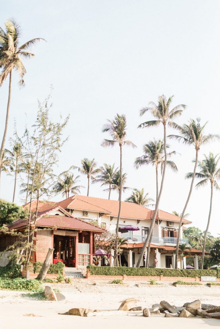 Isabelle & Kim | Phan Thiet, Vietnam - Wedding photographer Geneva ...